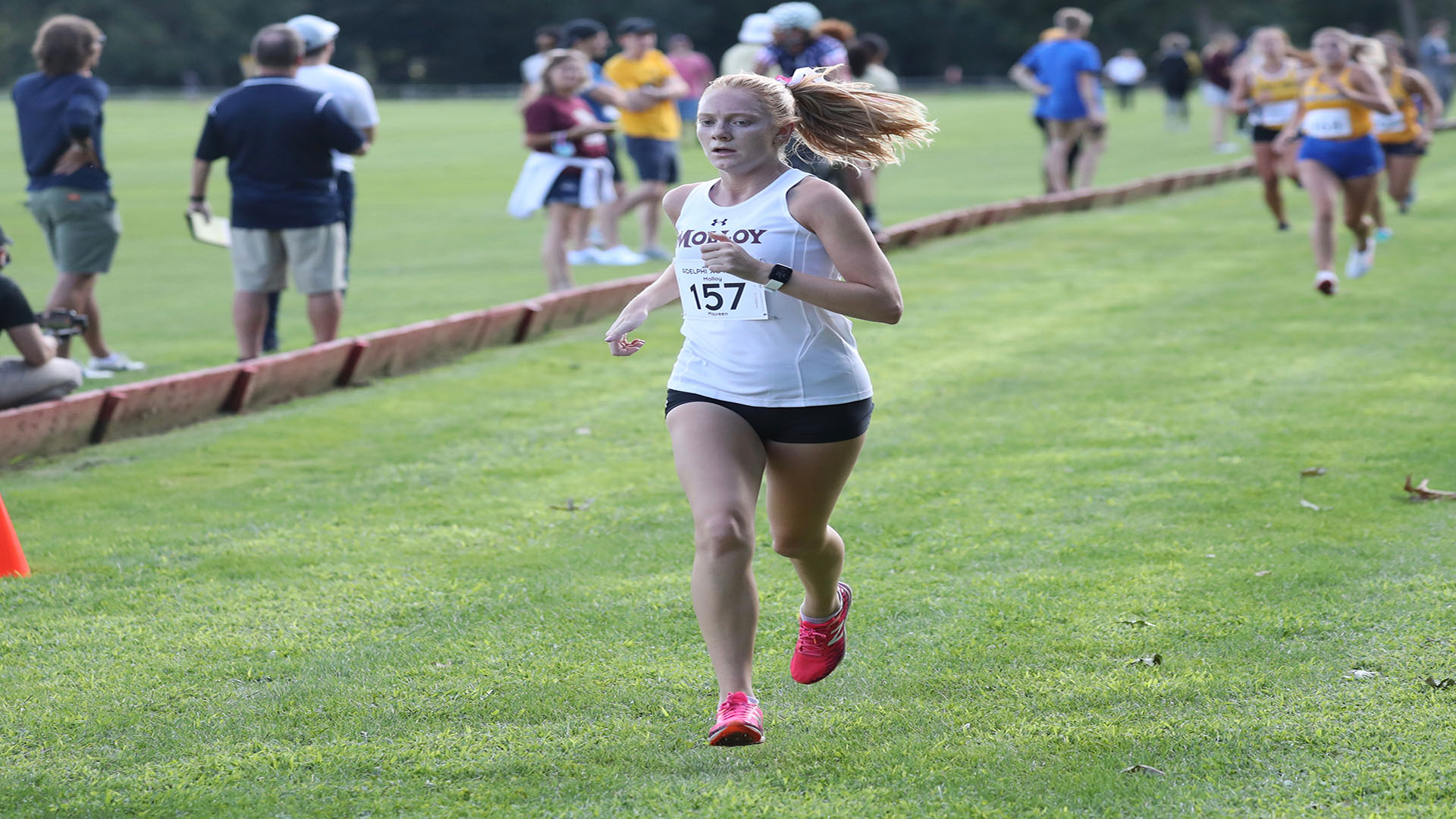 Maureen O'Callaghan - Women's Cross Country - Molloy University Athletics