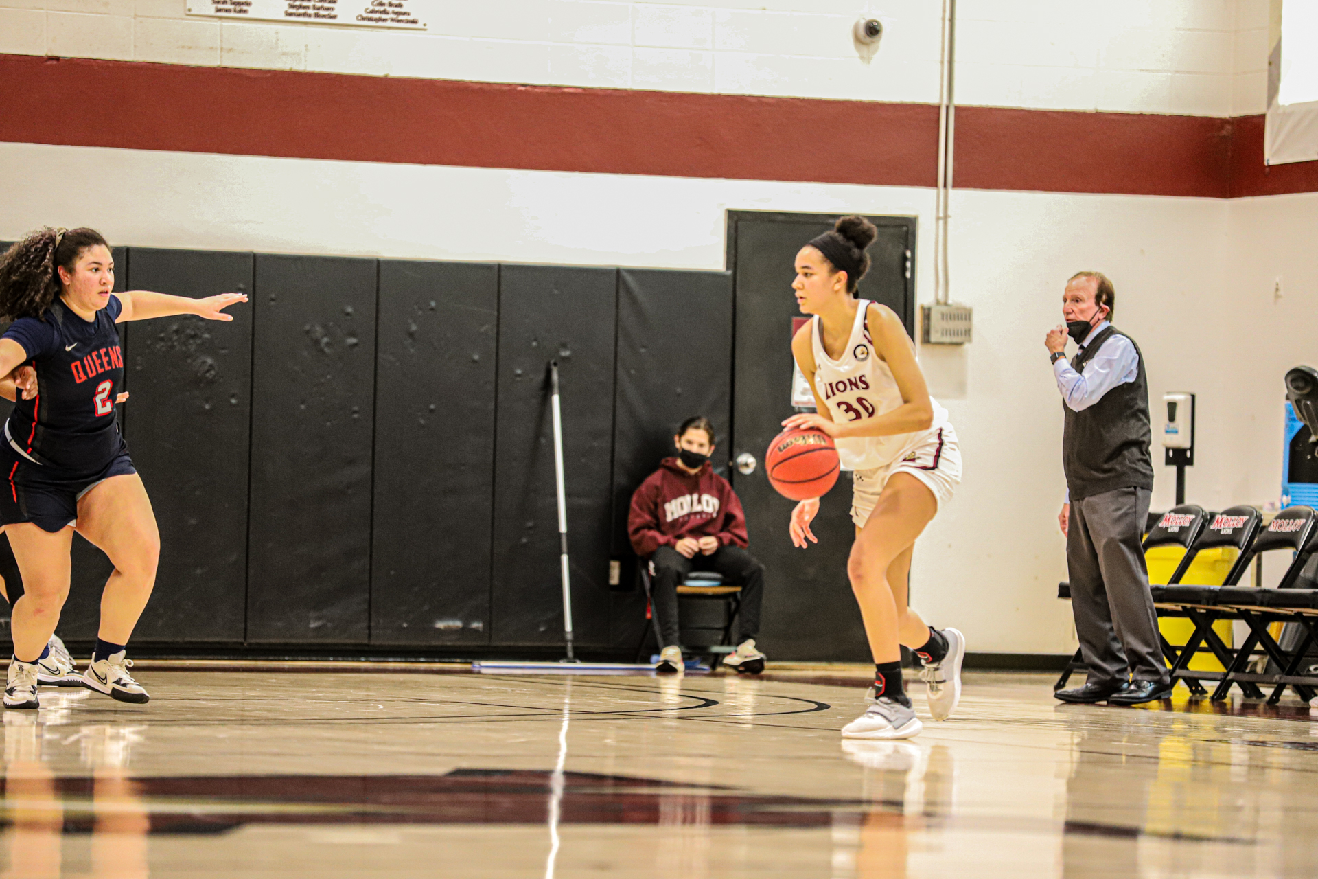 Women's Basketball Falls to Caldwell, 60-44 - Molloy University Athletics