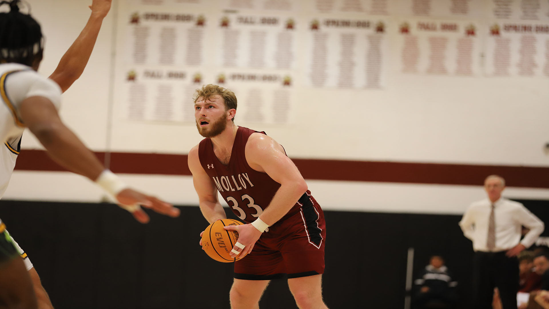 Bobby Connors - Men's Basketball - Molloy University Athletics
