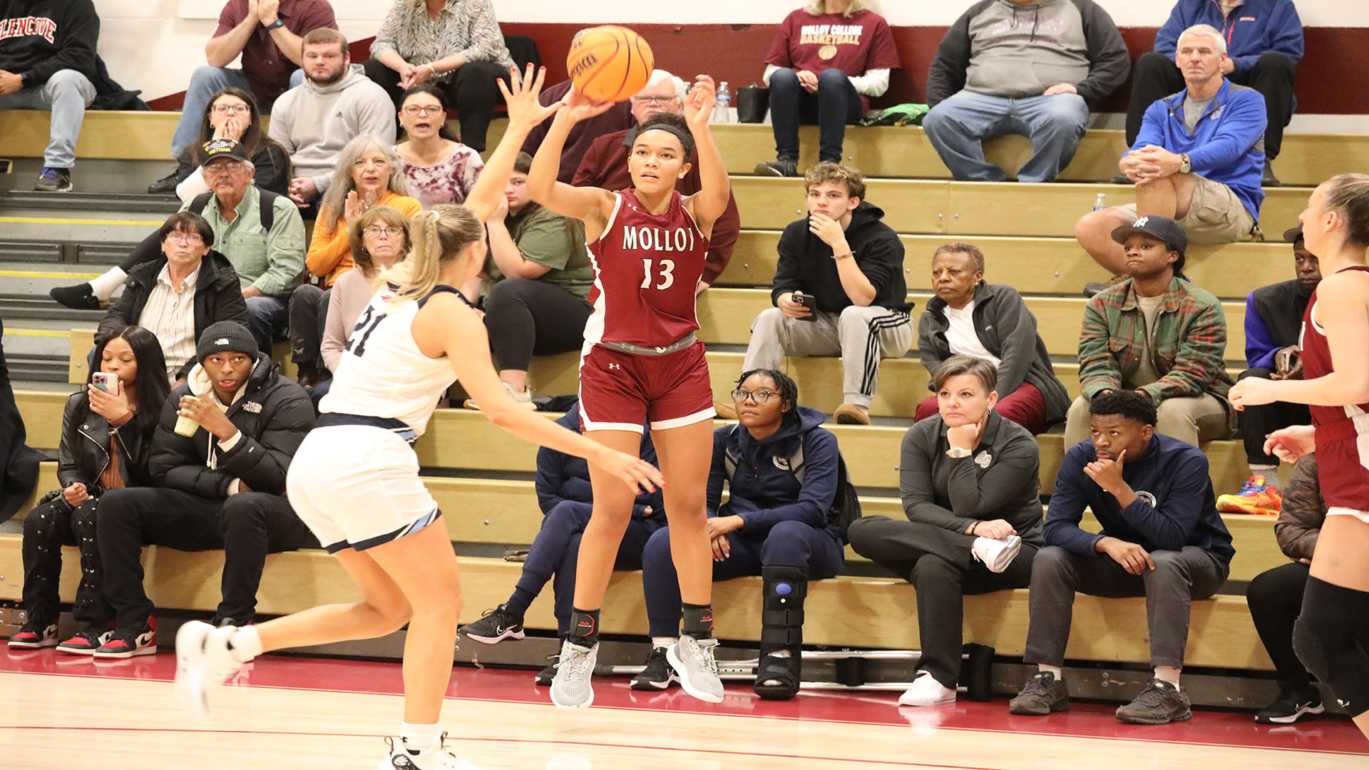 Trinity Hudson - Women's Basketball - Molloy University Athletics