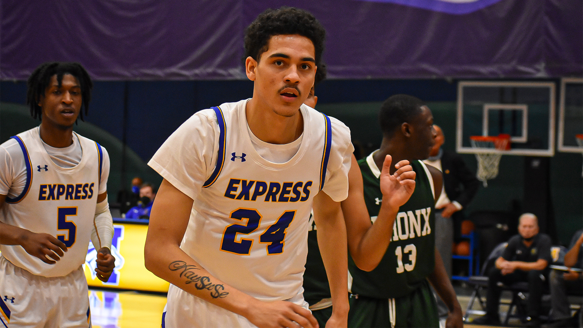 Isaiah Stone - Men's Basketball - Monroe College-Bronx Athletics