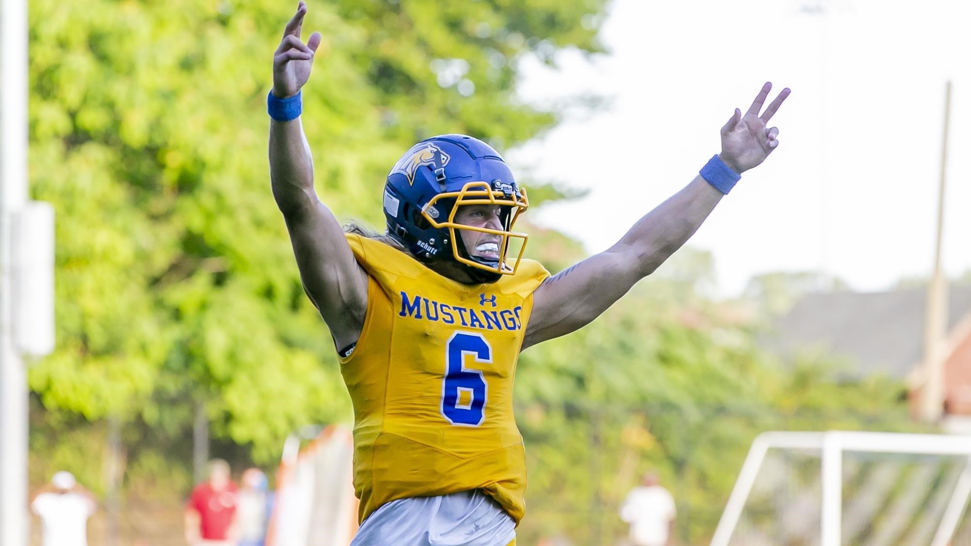 Monroe Mustangs Football Gets the Job Done at Sacred Heart JV - Monroe ...