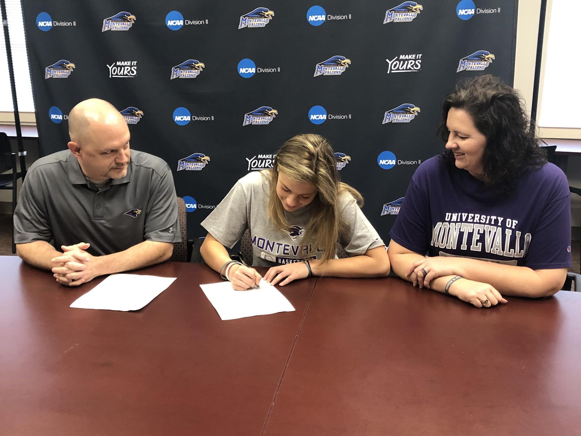 Montevallo women's basketball adds Michaella Edwards to signing class ...