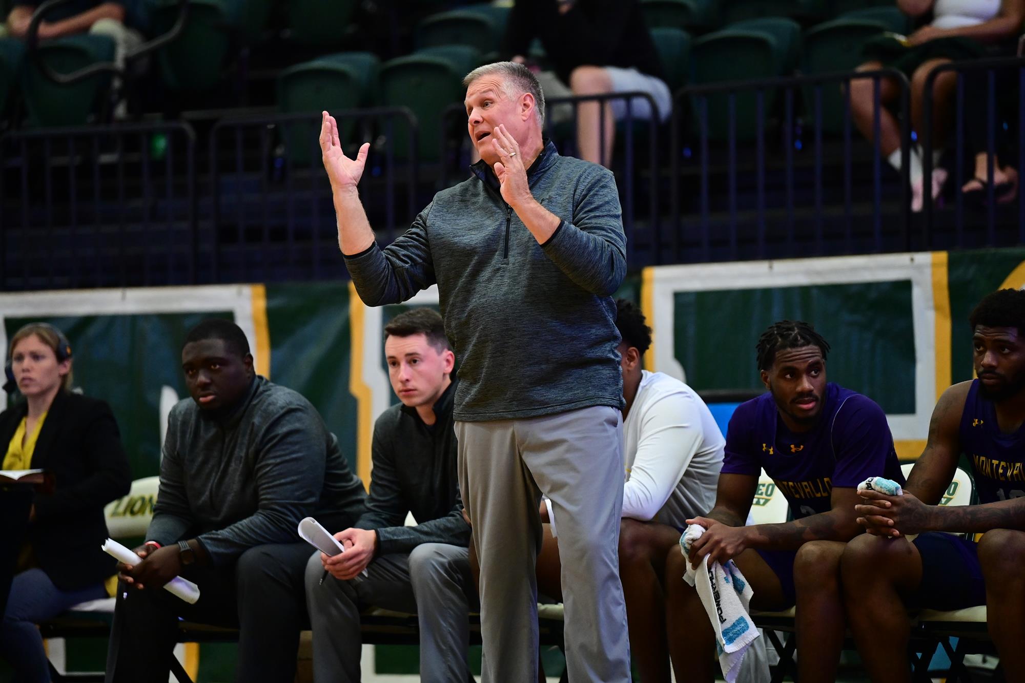 Young steps down as Montevallo men's basketball coach - University of ...