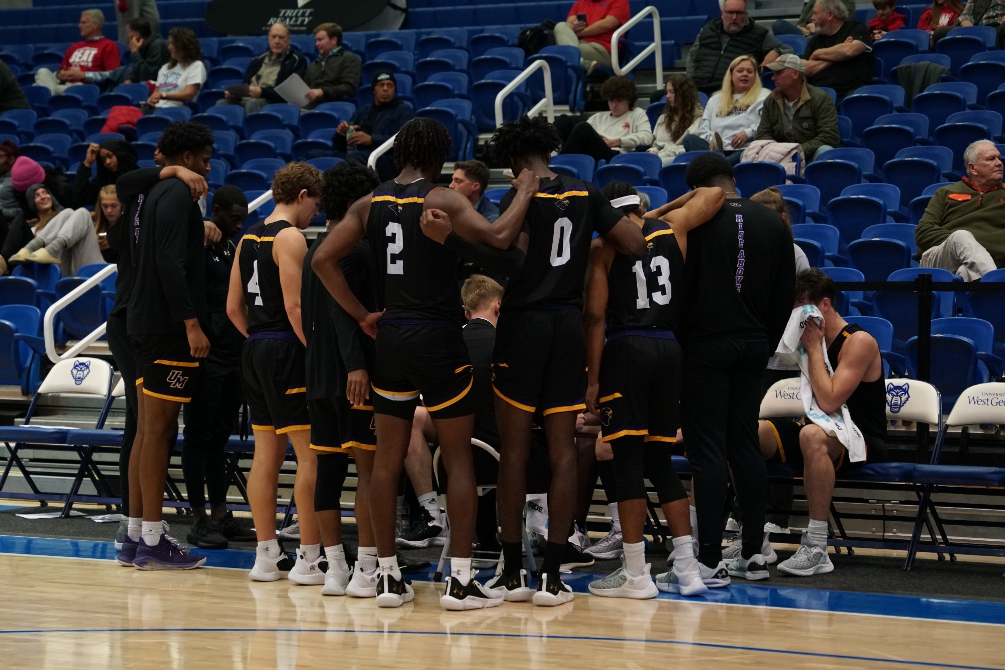 Montevallo Stumbles at Miles - University of Montevallo Athletics