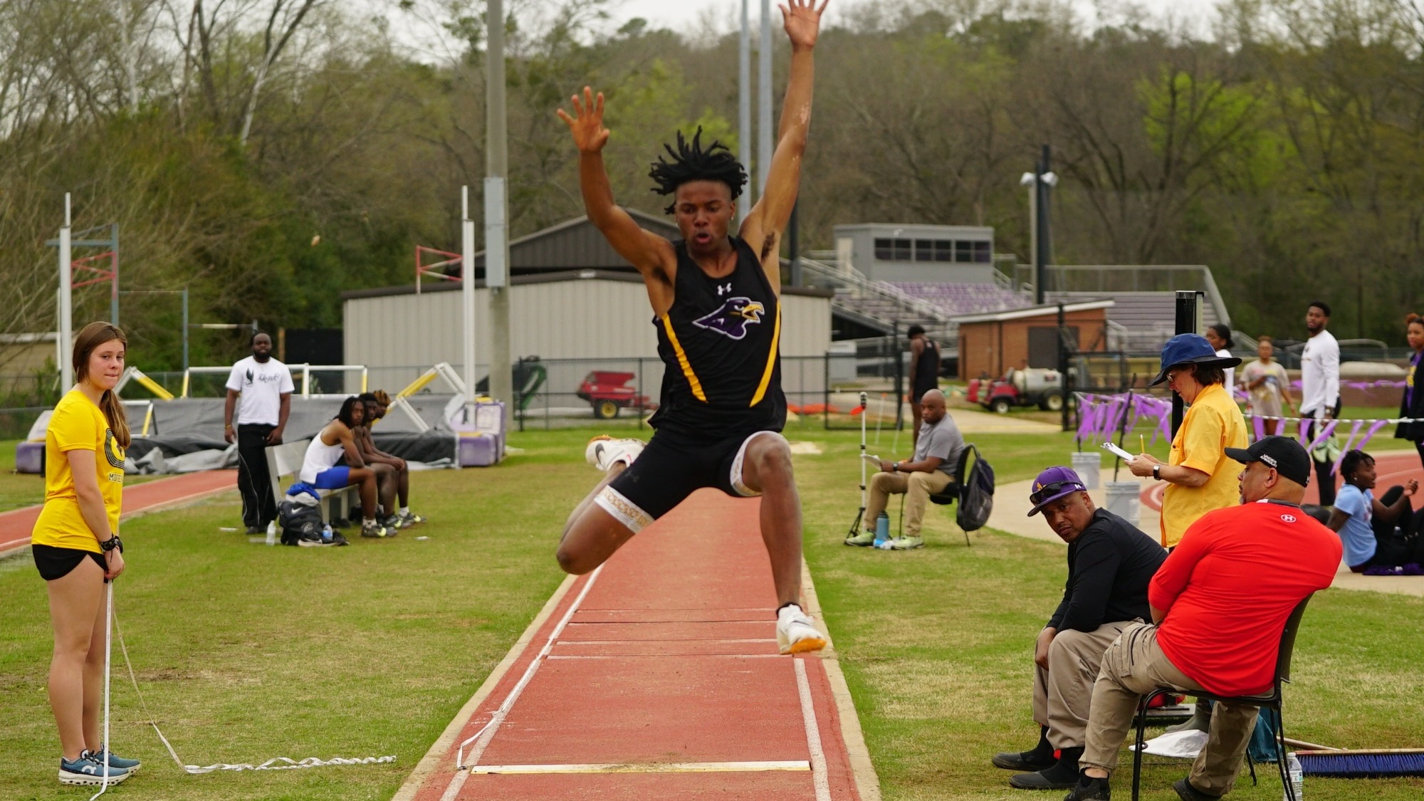 Track and Field Hosts Falcon Classic Day One - University of Montevallo ...