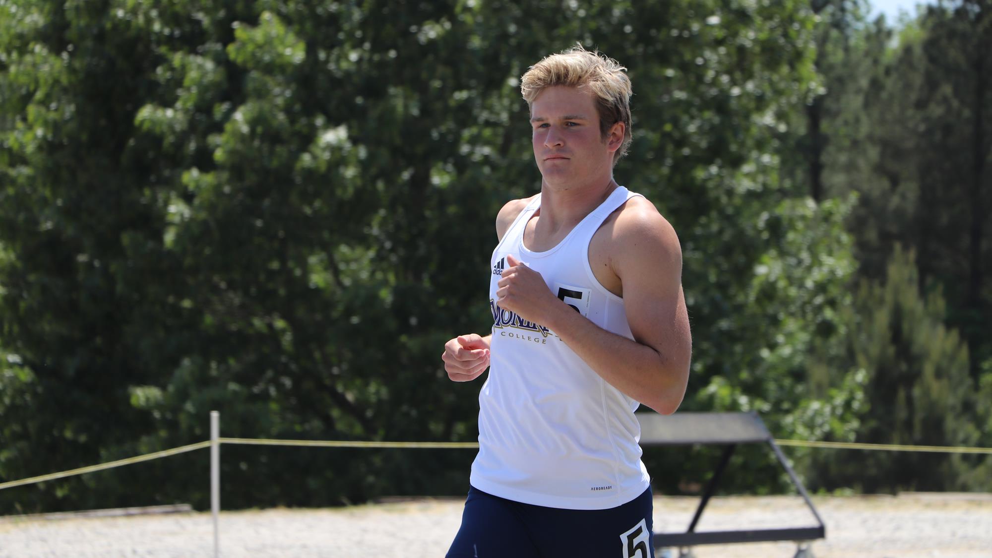 Hank Yelton - 2022 - Men's Track and Field - Montreat College