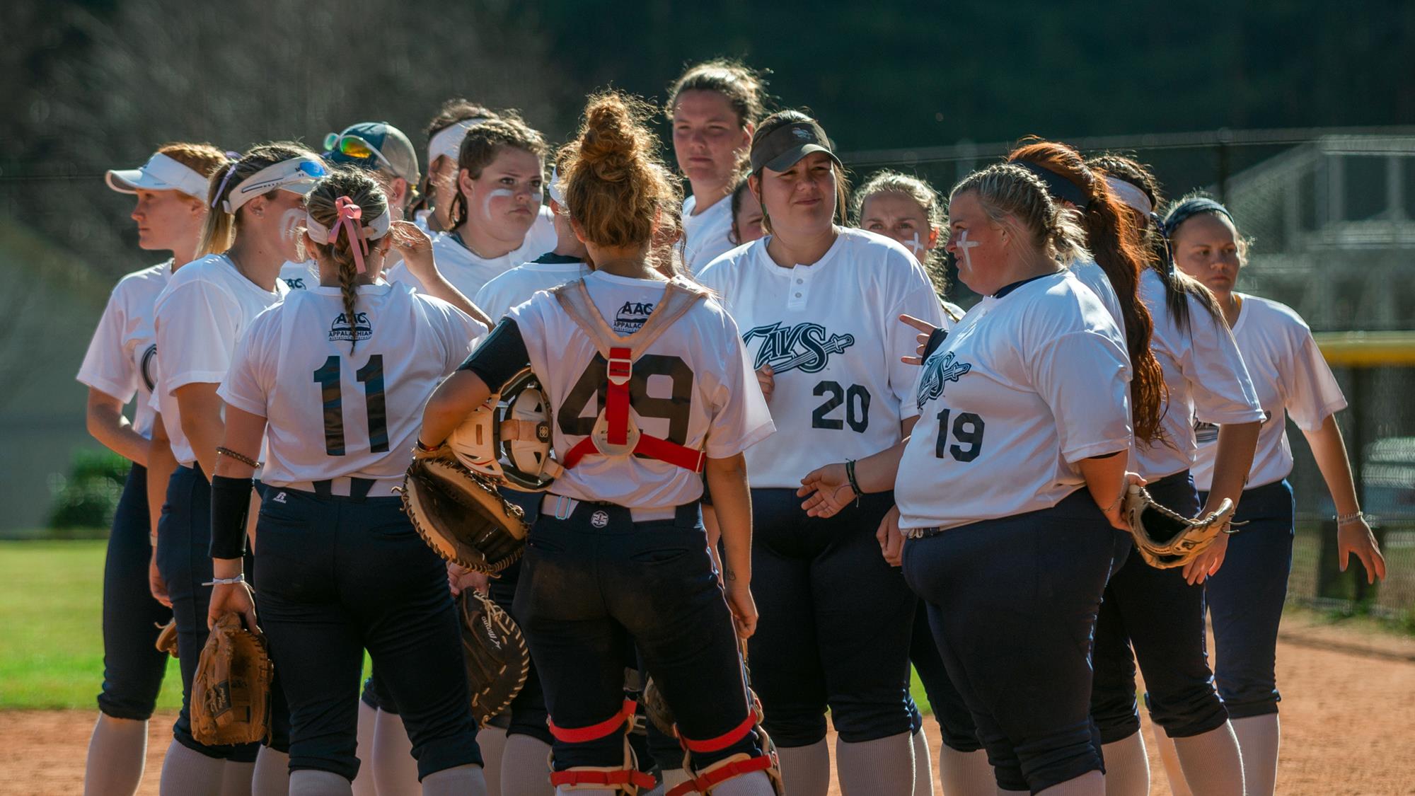 Softball Drops Two at Bluefield - Montreat College