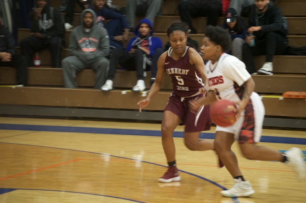 Tyra Walker - 2017-18 - Women's Basketball - Morton College Athletics