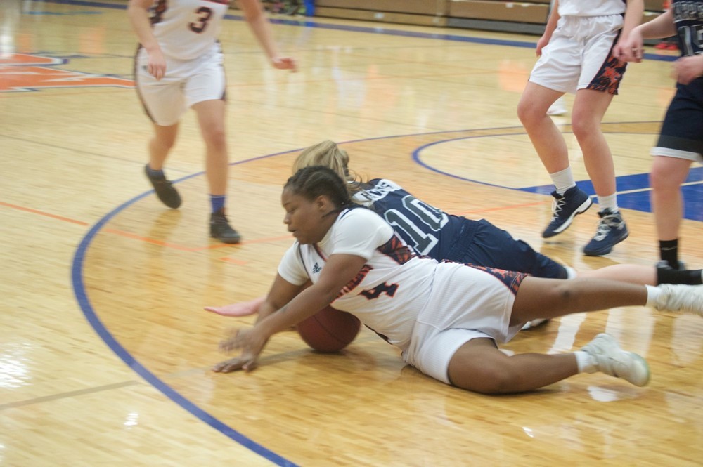 Tyra Walker - 2017-18 - Women's Basketball - Morton College Athletics