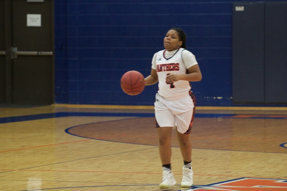 Tyra Walker - 2017-18 - Women's Basketball - Morton College Athletics