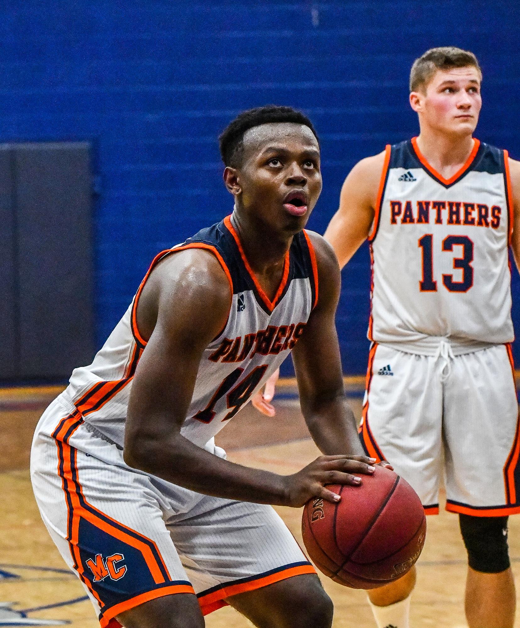 Tyric Edwards - 2018-19 - Men's Basketball - Morton College Athletics