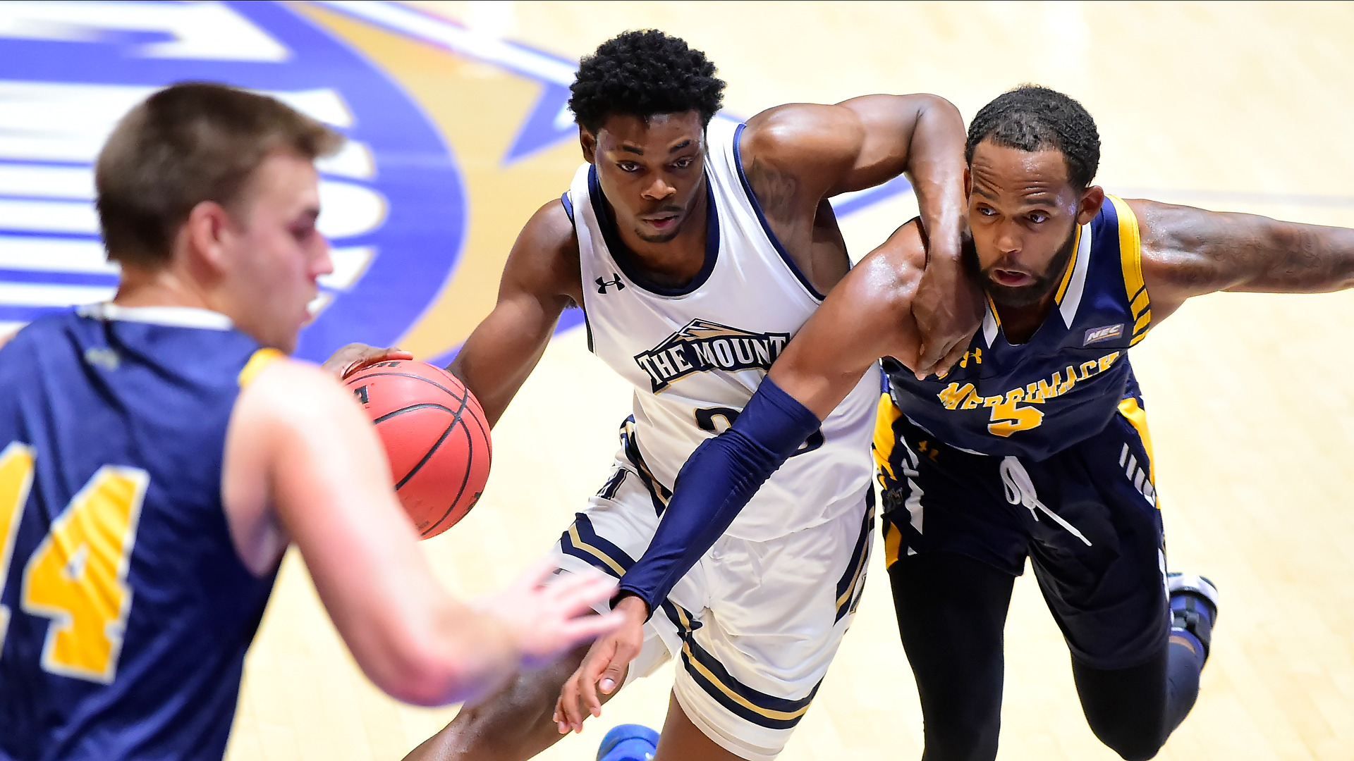 Joshua Reaves - 2023-24 - Men's Basketball - Mount St. Mary's University