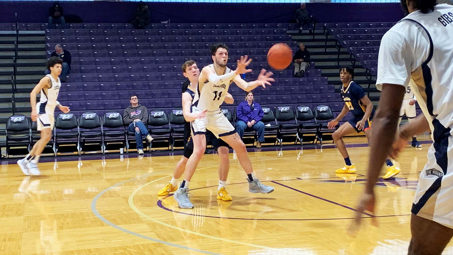 George Tinsley - 2023-24 - Men's Basketball - Mount St. Mary's University