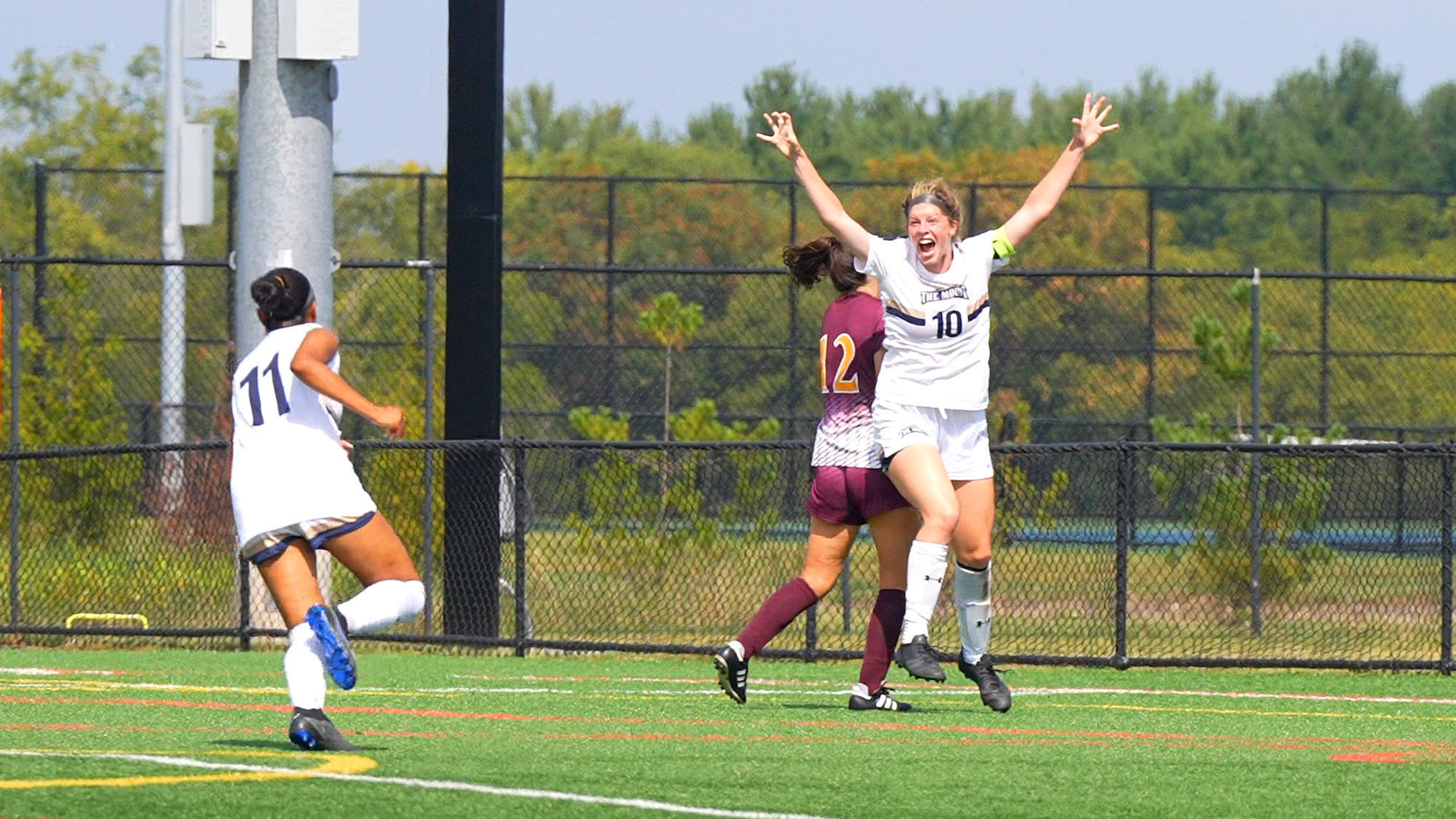 Maddie Bee's Late Goal Lifts Mount to Draw Against Iona in MAAC Opener - Mount St. Mary's University