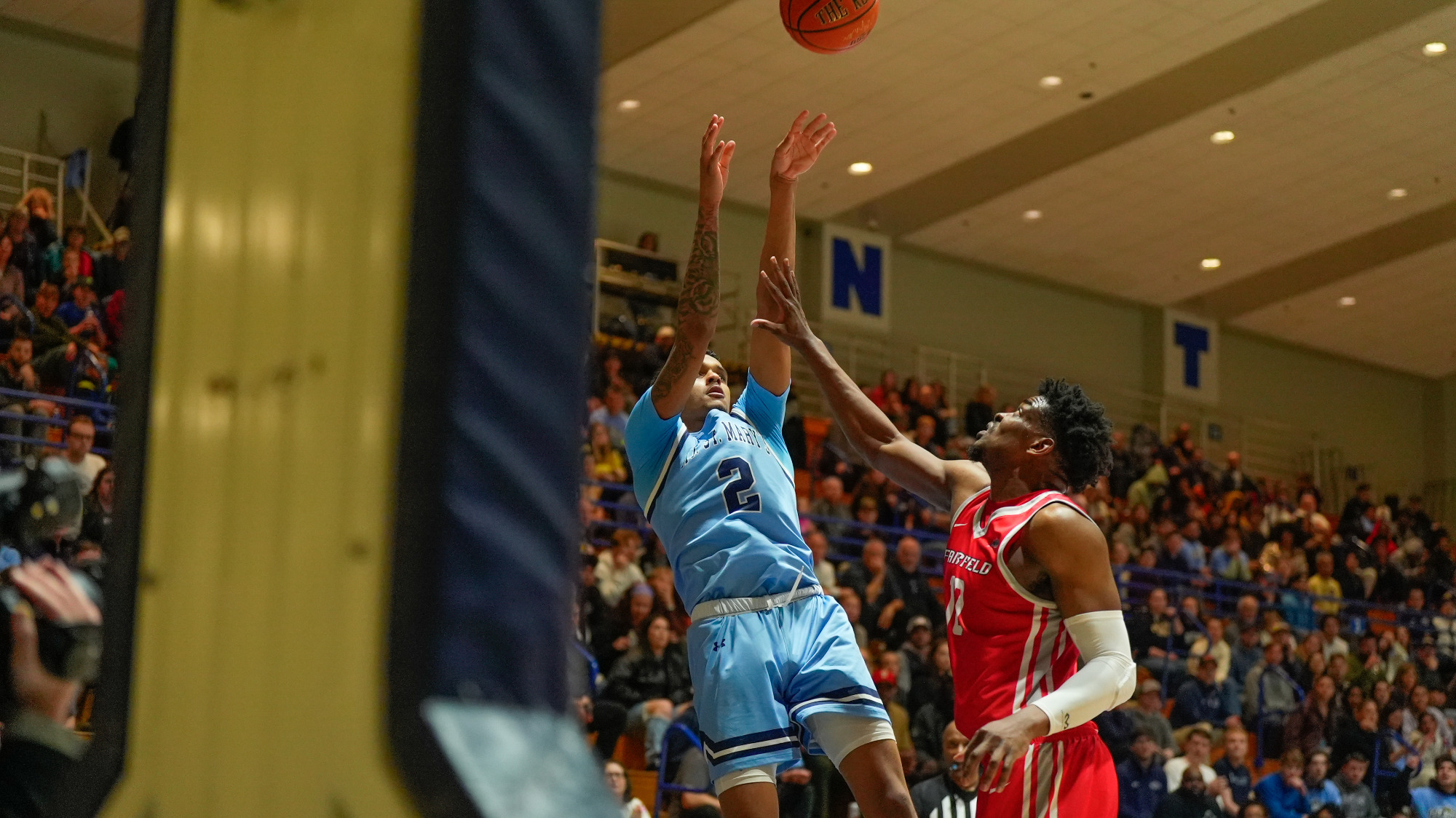 De'Shayne Montgomery - 2023-24 - Men's Basketball - Mount St. Mary's ...