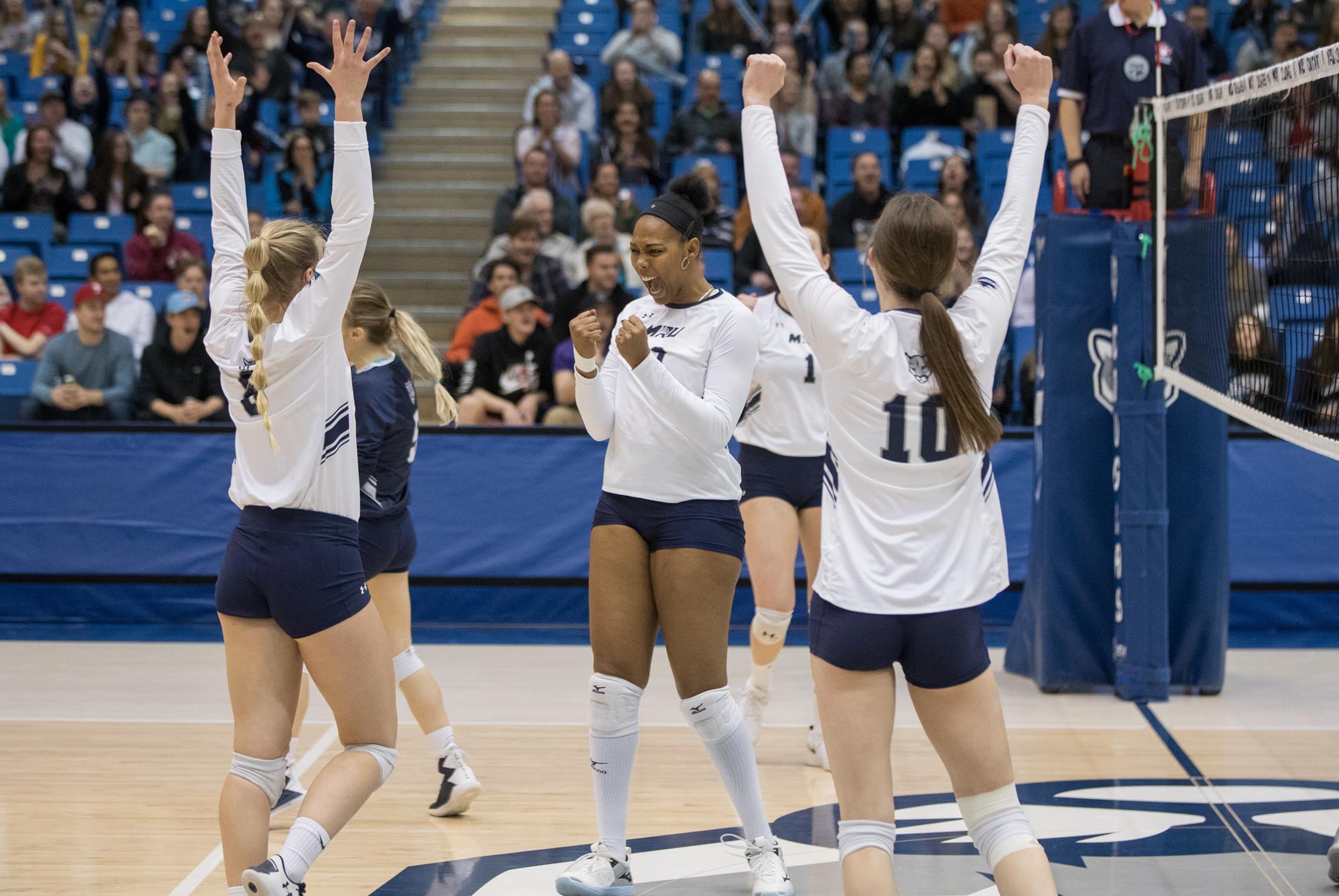 Bronze medal preview: MRU vs TRU - Mount Royal University Cougars ...