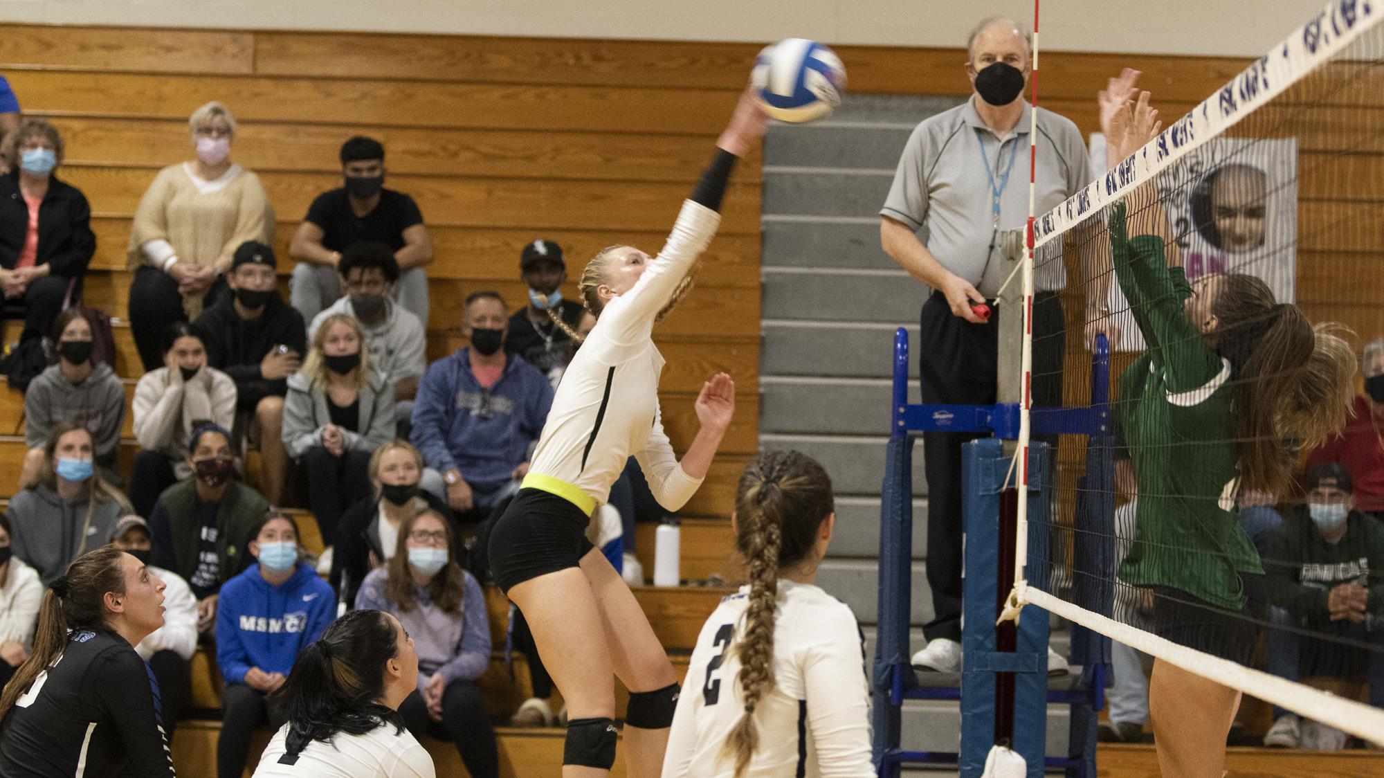 Knights Drop Five Set Heartbreaker To Mount Saint Vincent; Riddle Sets ...