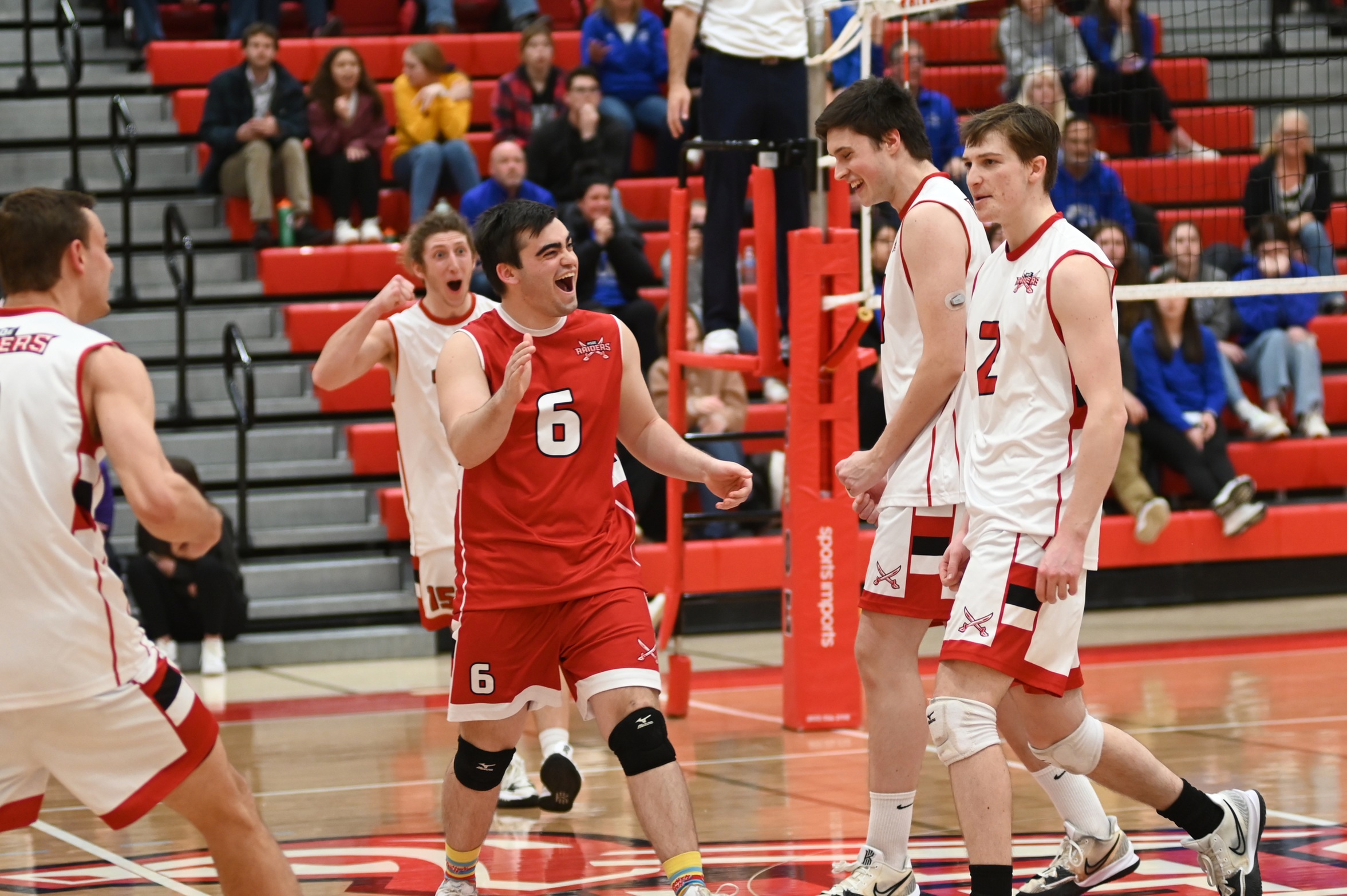 Raiders Dispose Of Cougars - Milwaukee School of Engineering