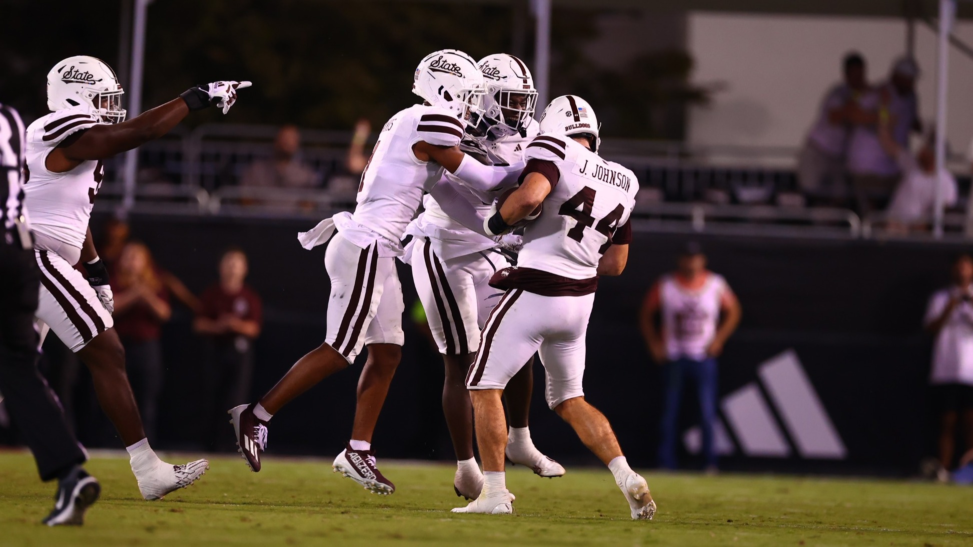 Jett Johnson - Football - Mississippi State