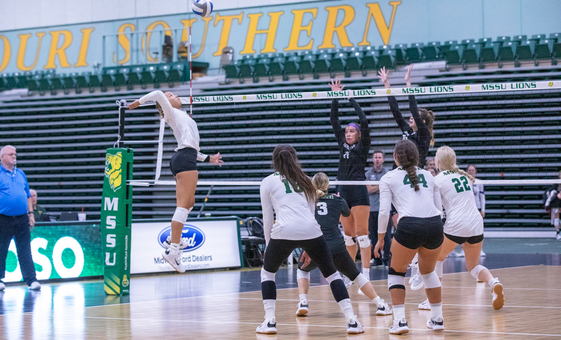 Southern Volleyball Drops Match At PSU - Missouri Southern State ...