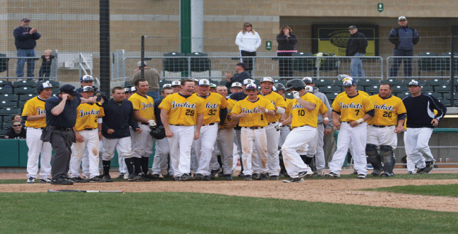 Yellowjackets ‘Go the Distance’ with Two Last At Bat Wins - Montana ...