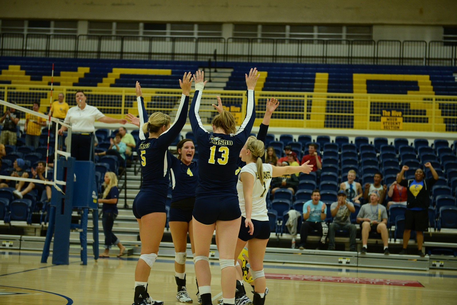 Chelsey Walter - Women's Volleyball - Montana State University Billings ...