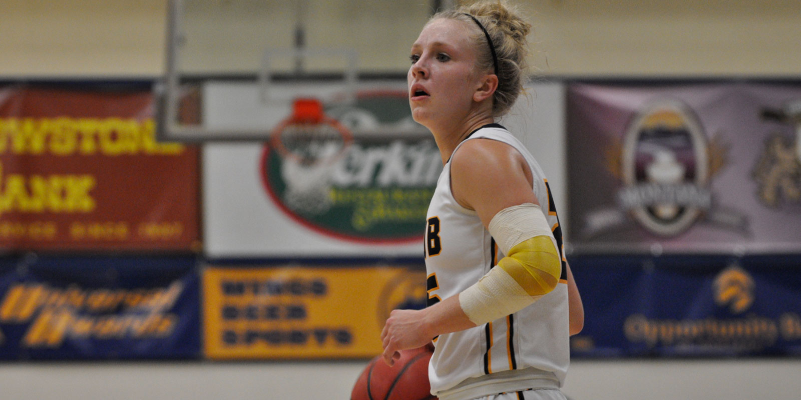 Rylee Kane - Women's Basketball - Montana State University Billings ...