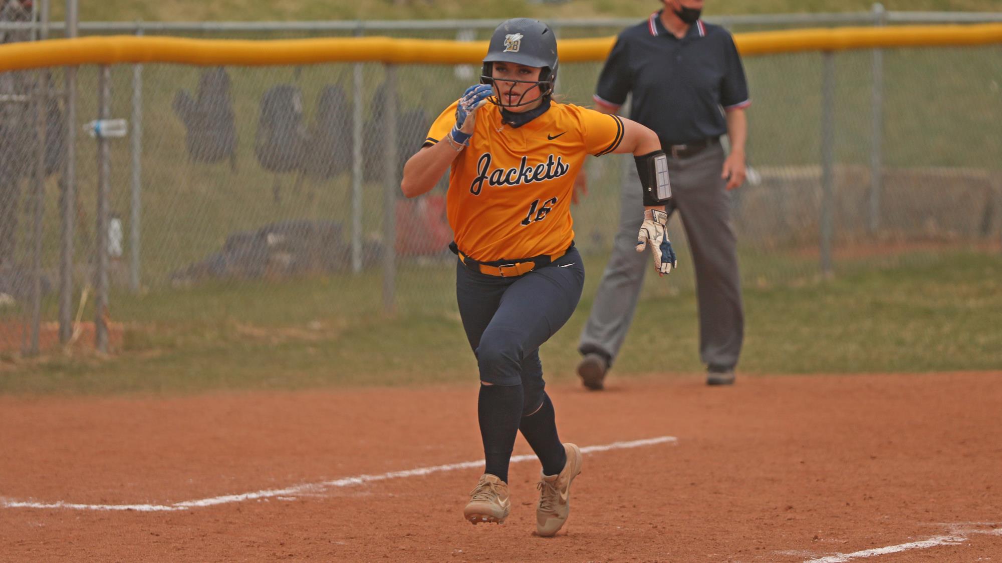 Taylor Anderson - Softball - Montana State University Billings Athletics