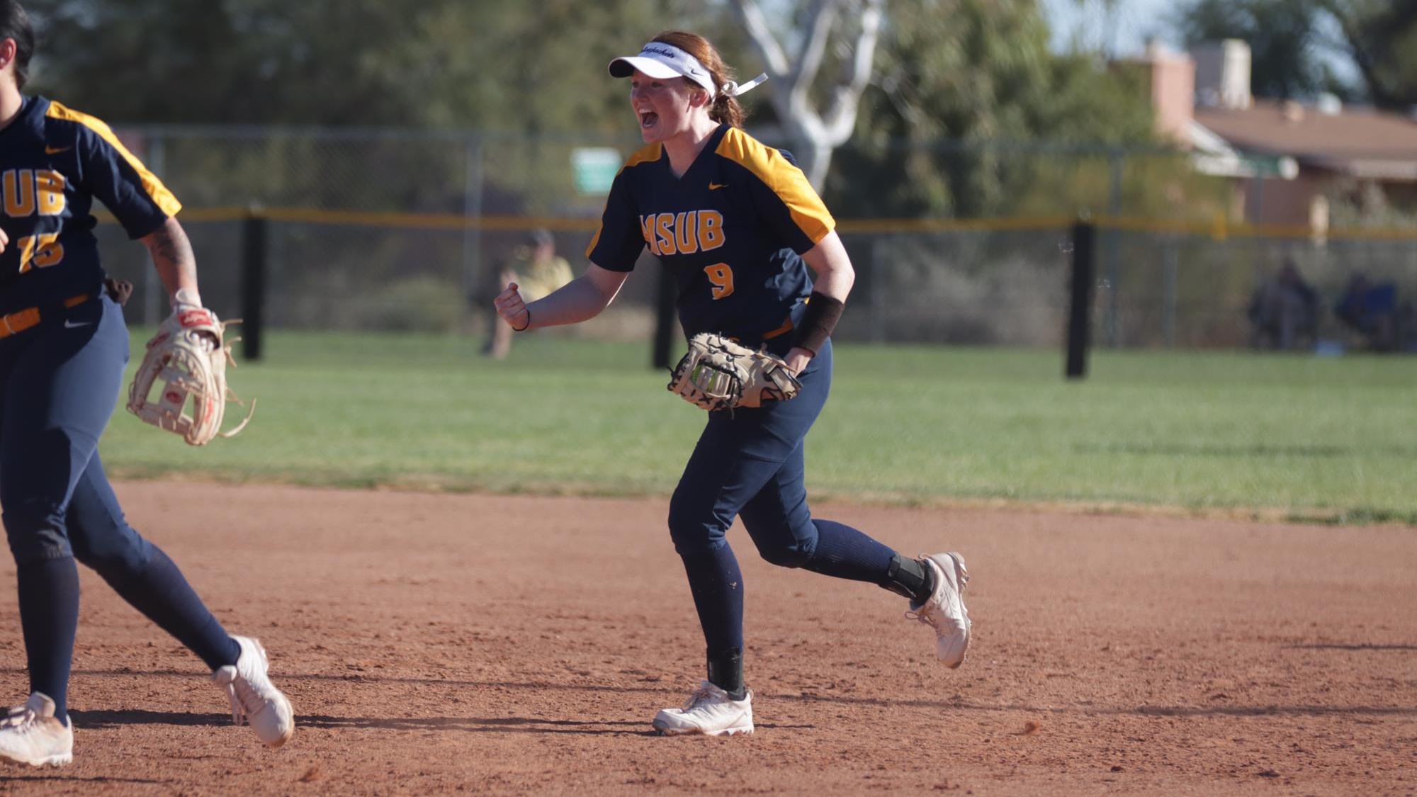 Sydney Norwood - Softball - Montana State University Billings Athletics