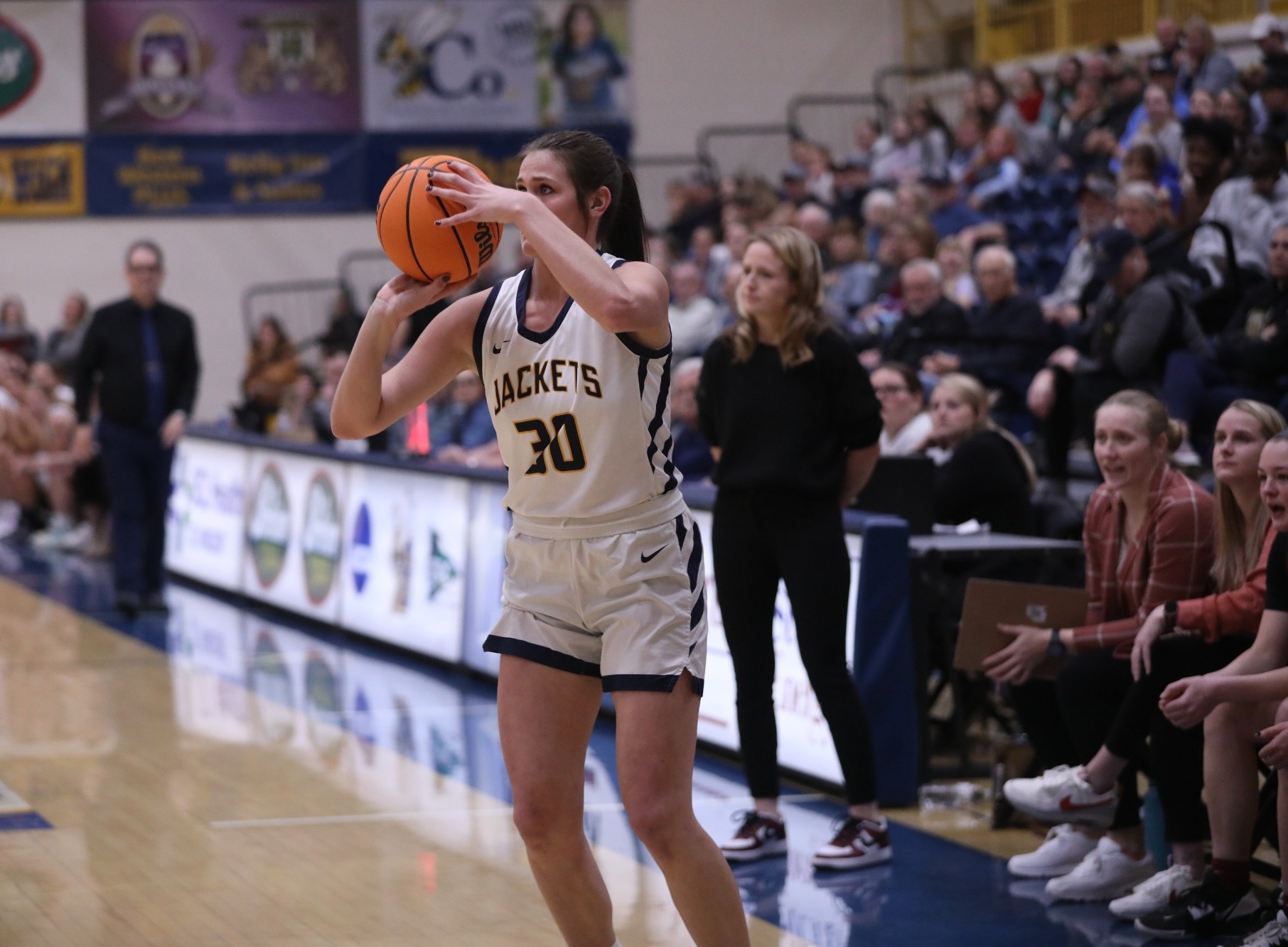 Yellowjackets Keep Winning, Sink CWU - Montana State University ...