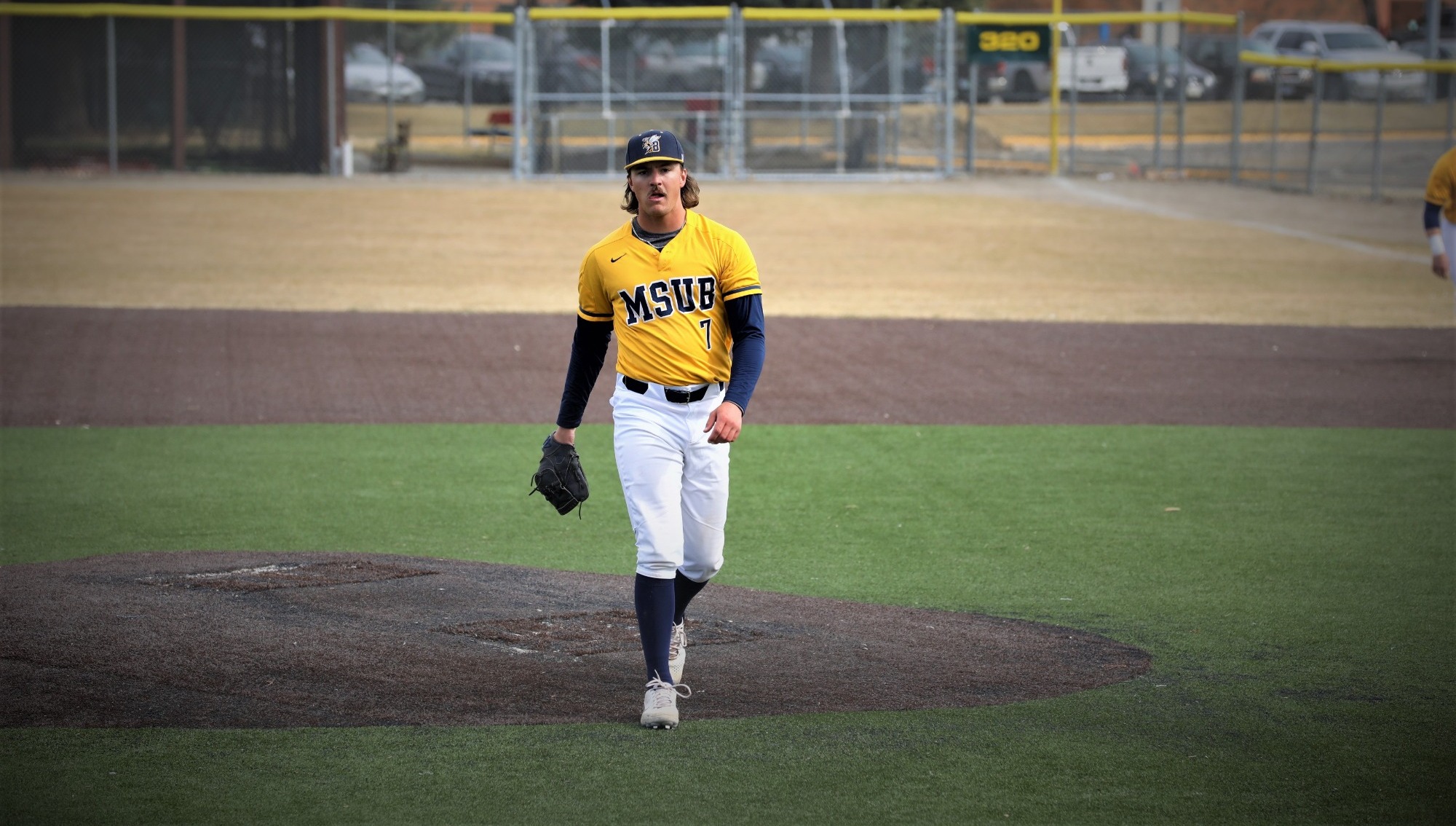 Yellowjackets Split on the Day after Dropping Extra-Inning Thriller ...