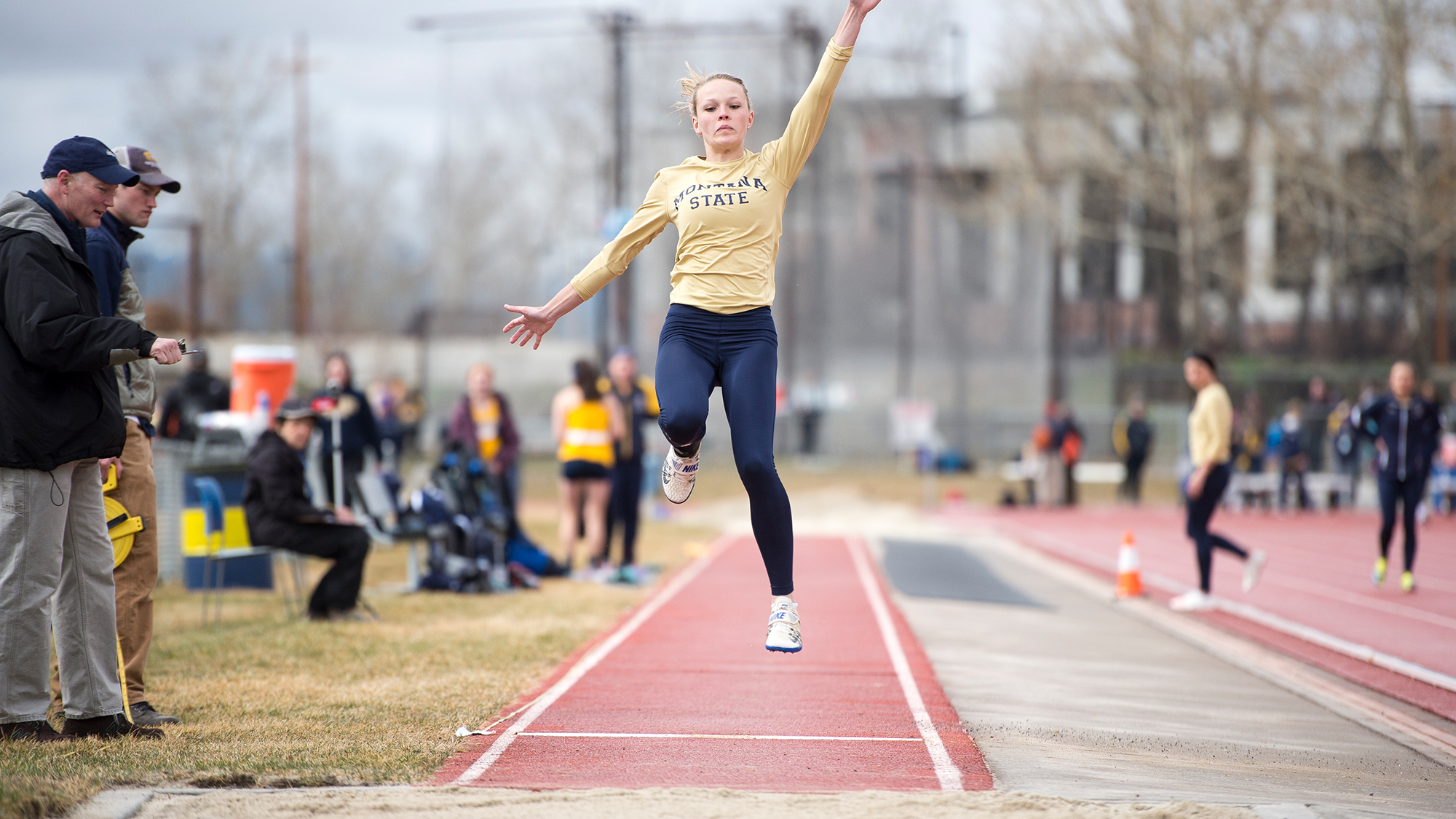 Truanne Roginske - Women's Track and Field - Montana State University ...