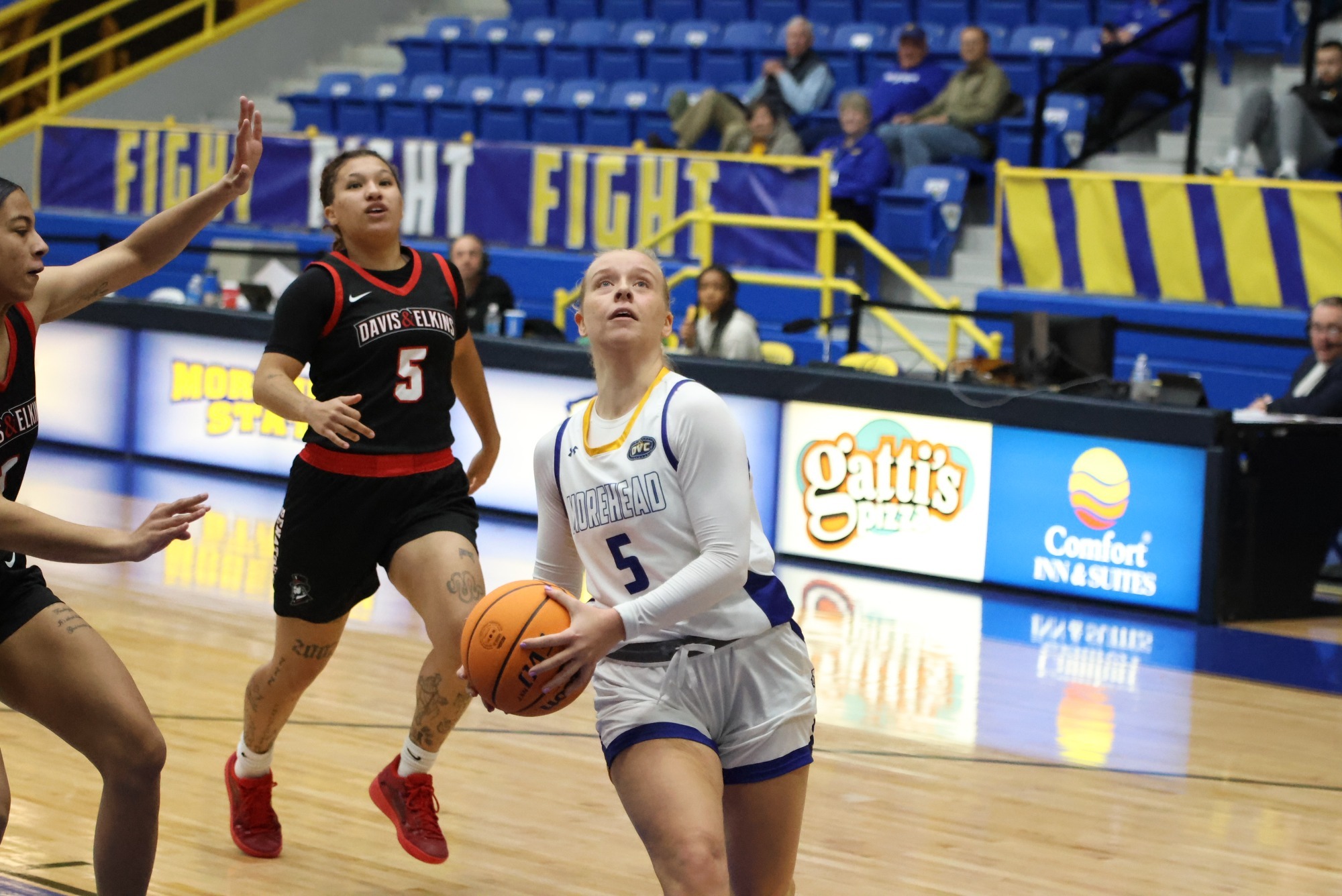 Soderlund's Career Day, Stellar Defense Leads Women's Basketball Past ...