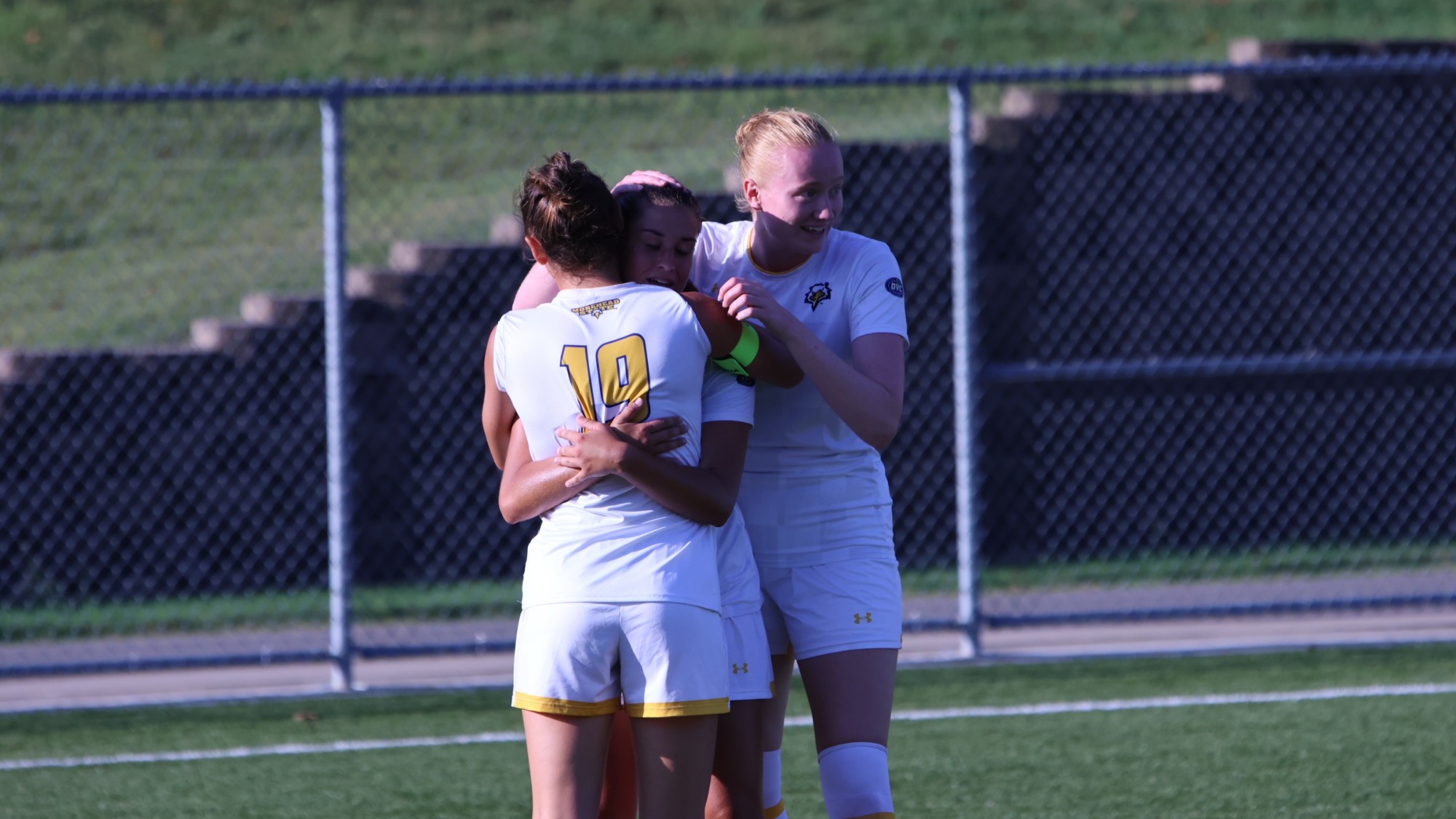 Elmore's First Career Goal, Shutout Propels Soccer to OVC Opening Win ...