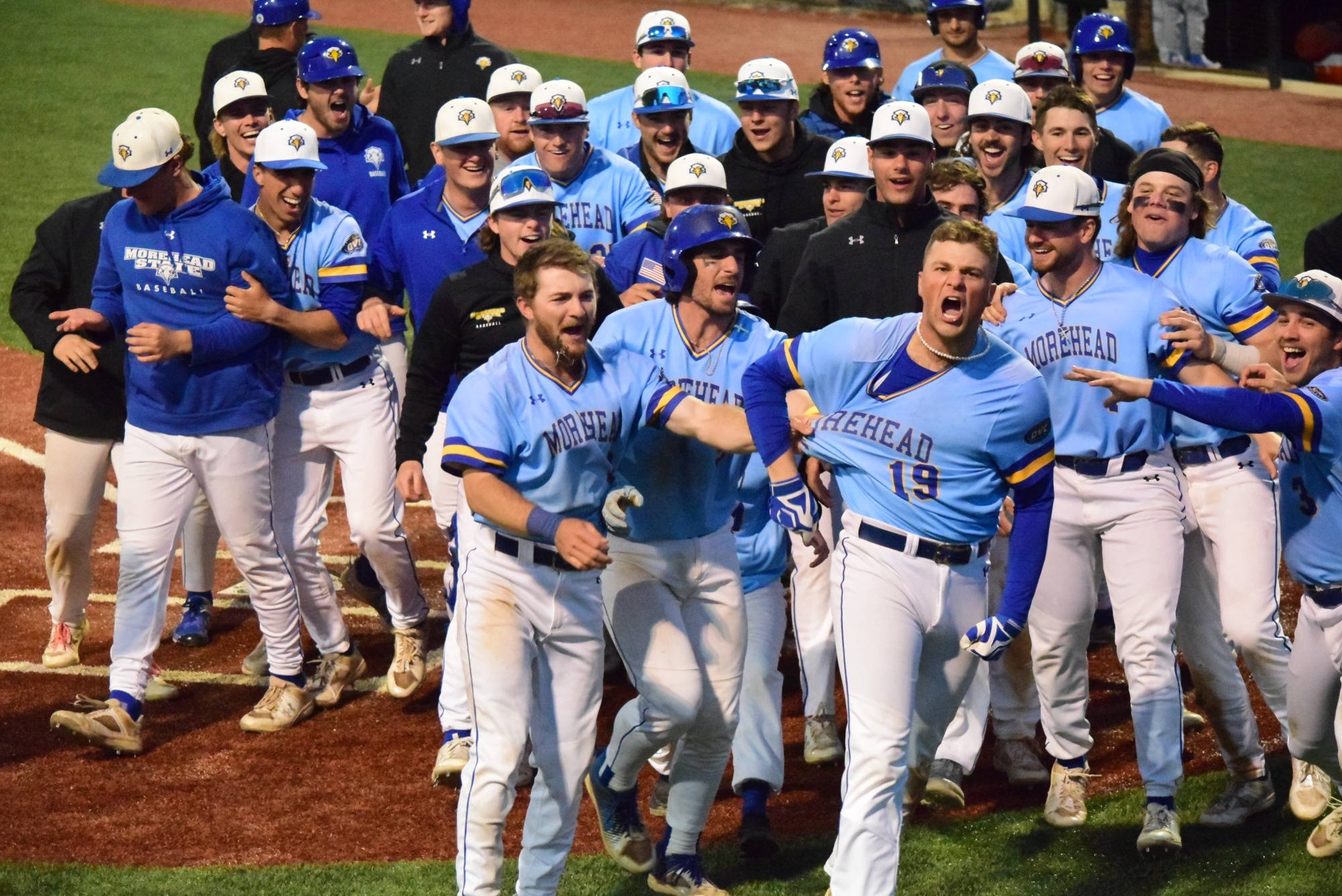 Kuntz's Walkoff Blast Pushes Baseball Past Southern Indiana Thursday ...