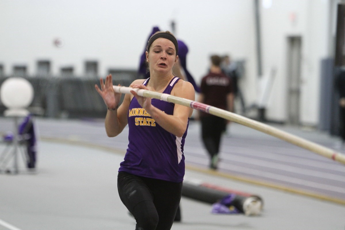 Nicole Larson - Women's Track and Field - Minnesota State University ...