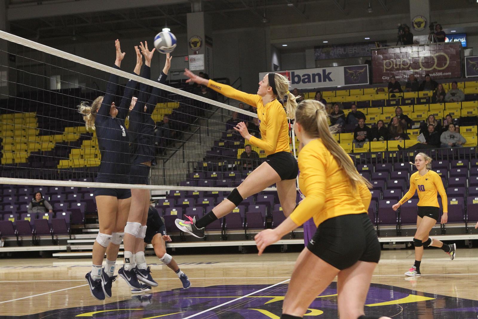 Mavericks Split First Two Matches at Westminster Invitational ...