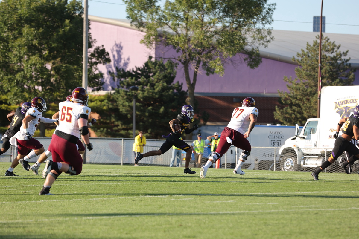 Trey Vaval - Football - Minnesota State University - Mankato Athletics