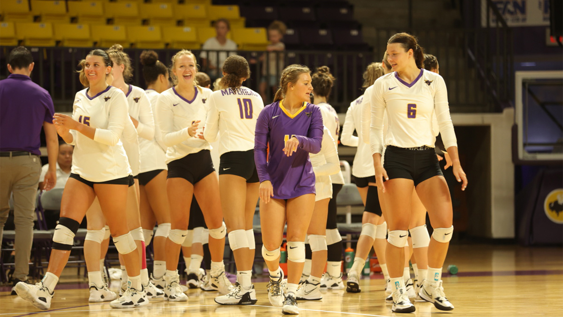 Women's Volleyball | Mavericks Sweep Minot State in Home Conference ...