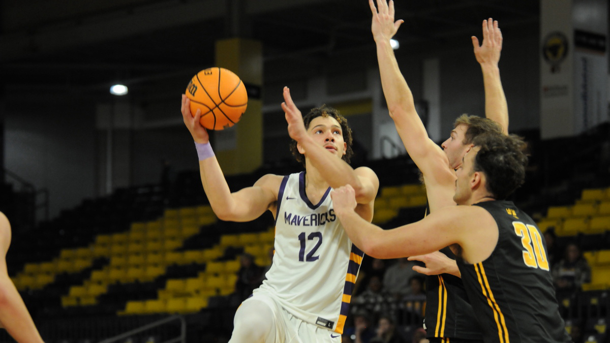 Isaiah Davis - Men's Basketball - Minnesota State University - Mankato ...