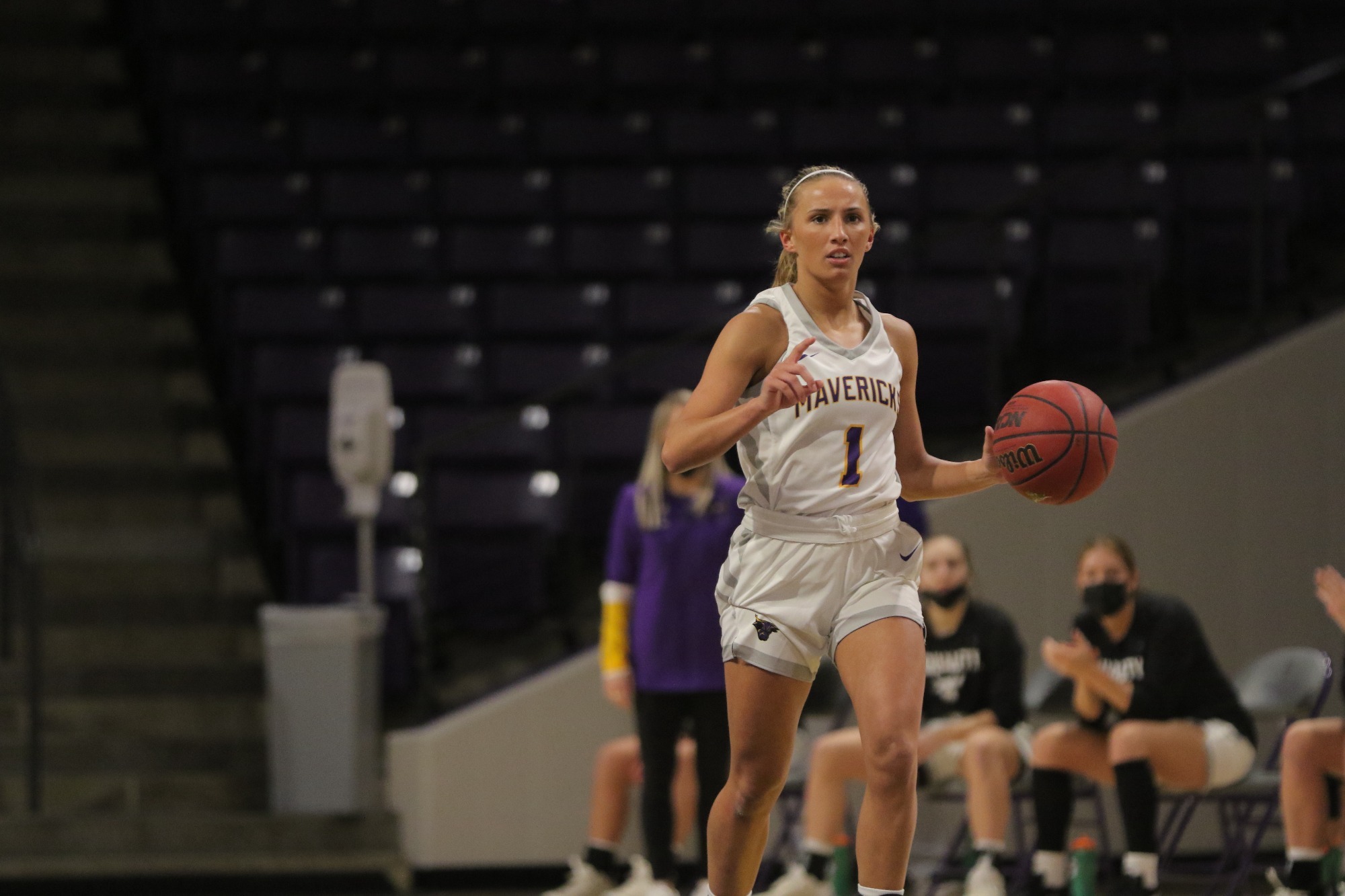 Batt Scores 1,500th Points in Comeback Win Against Vikings - Minnesota ...