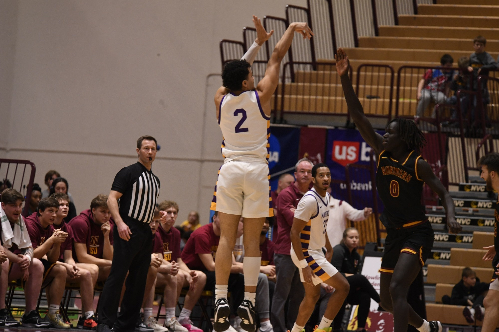 #5 Mavericks Prevail in the Final Seconds at Northern State - Minnesota ...