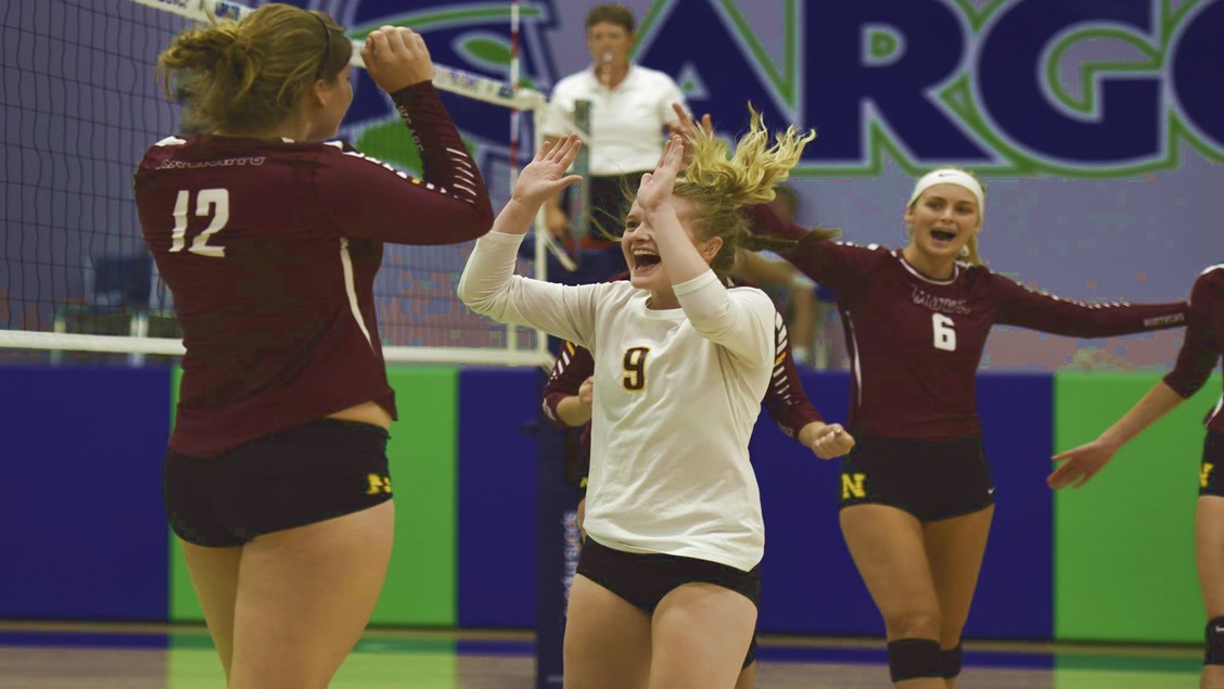 Hannah Amtmann - Women's Volleyball - Montana State University Northern ...