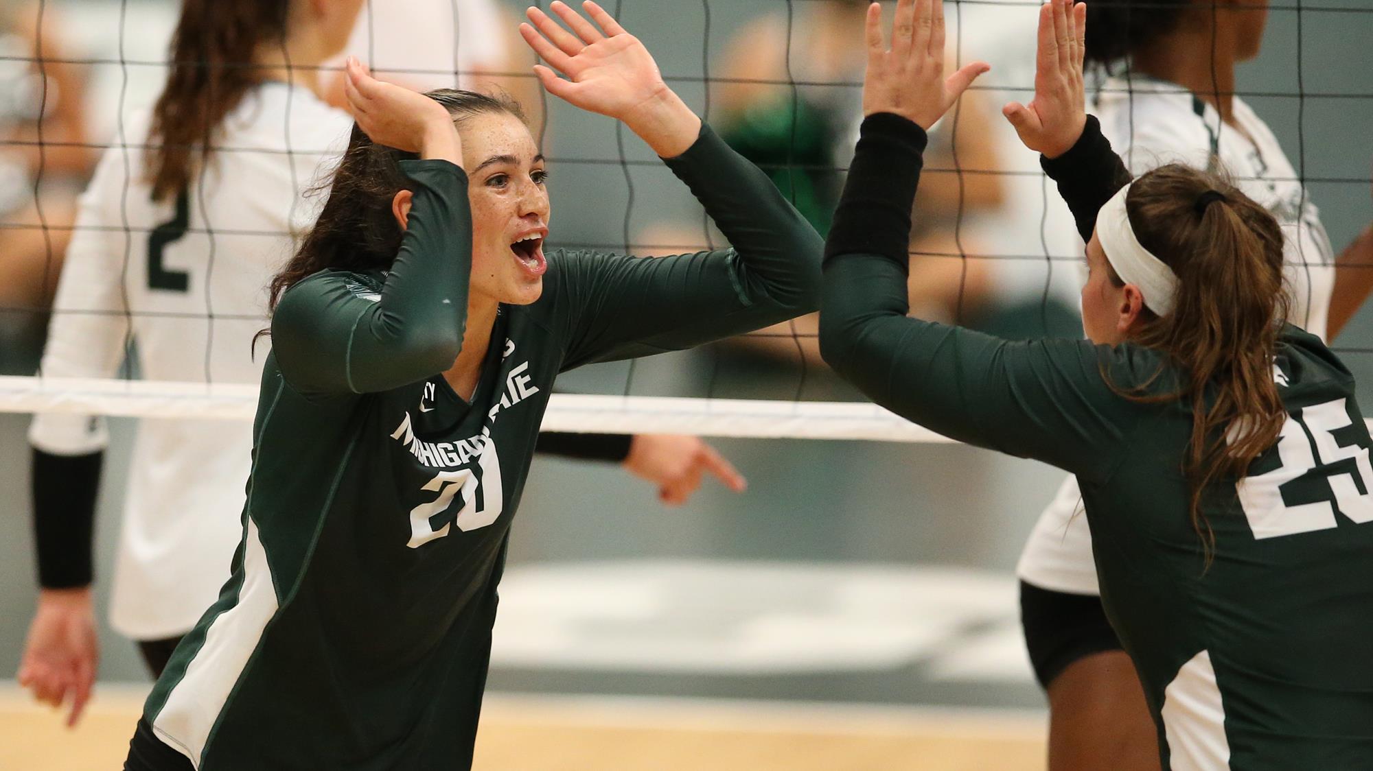 Cecilee Max-Brown - Volleyball - Michigan State University Athletics