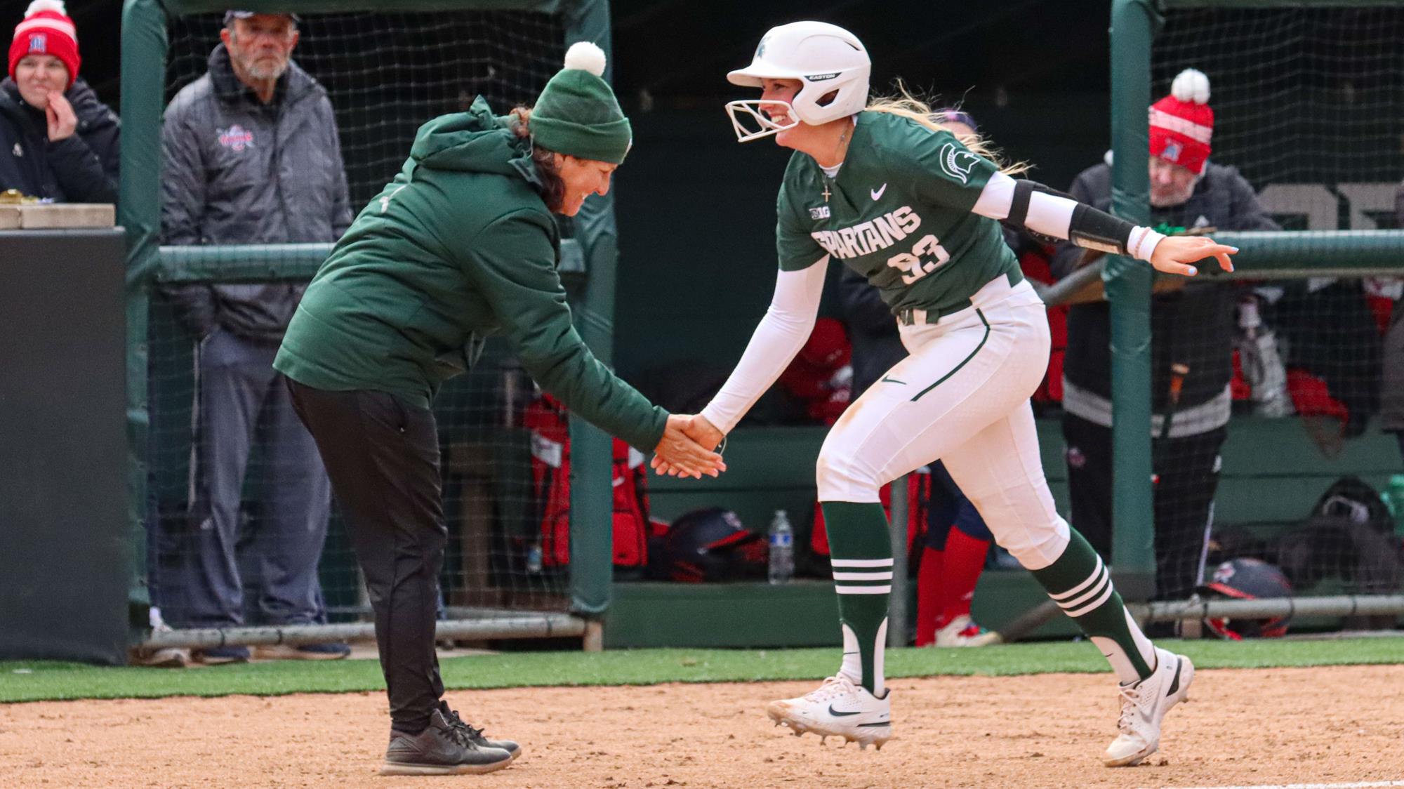 Kayleigh Roper - Softball - Michigan State University Athletics