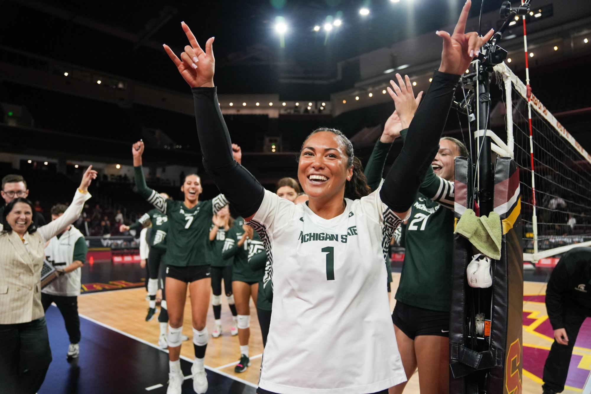 Kristen Kelsay Named Head Volleyball Coach at Michigan State - Michigan ...