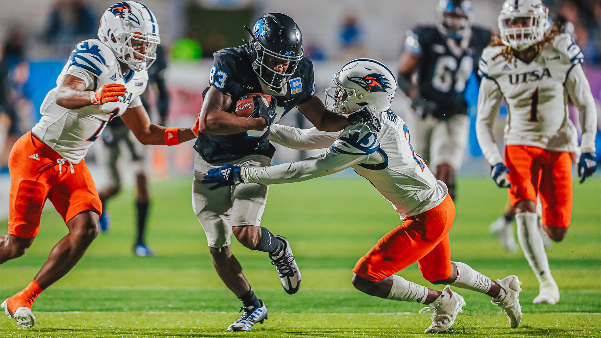 Blue Raiders fall short in comeback against UTSA - Middle Tennessee State University Athletics