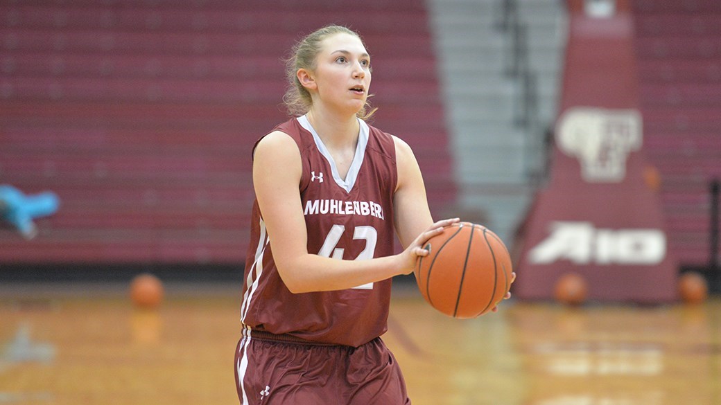 Caroline Hogg - 2019-20 - Women's Basketball - Muhlenberg College Athletics