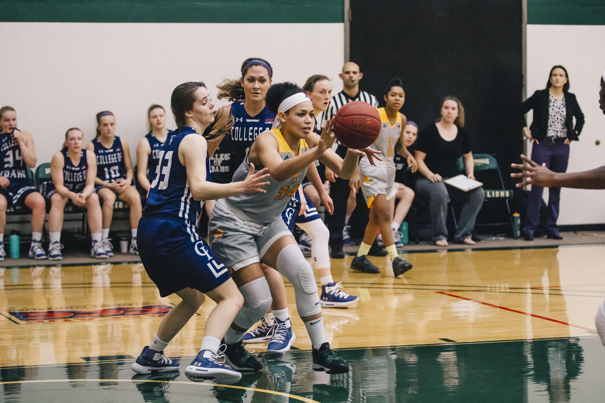 Paris Sanders - 2018-19 - Women's Basketball - Multnomah University ...